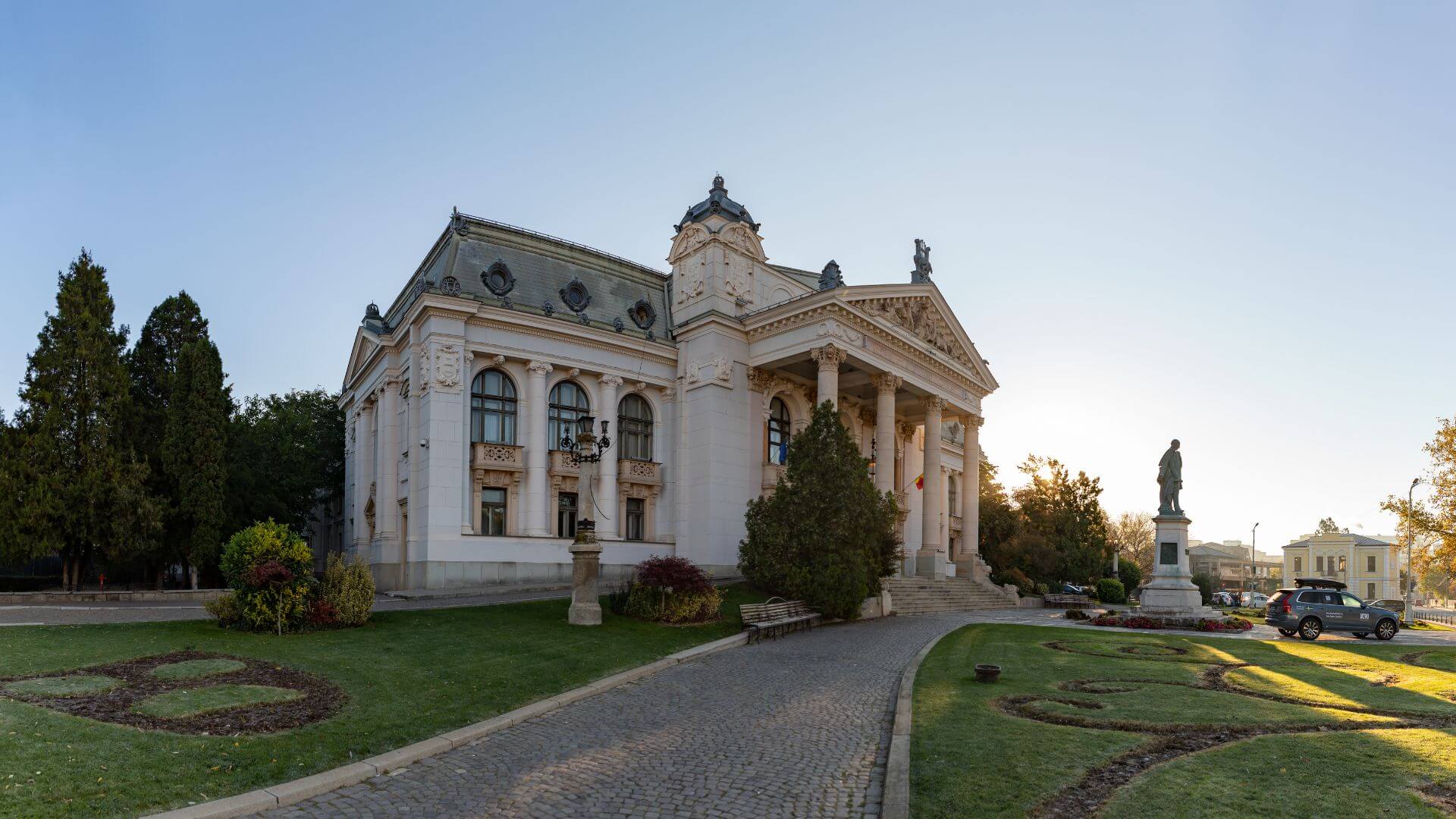 18 Obiective Turistice in Iasi: Atractii si locuri de neratat - Zi libera