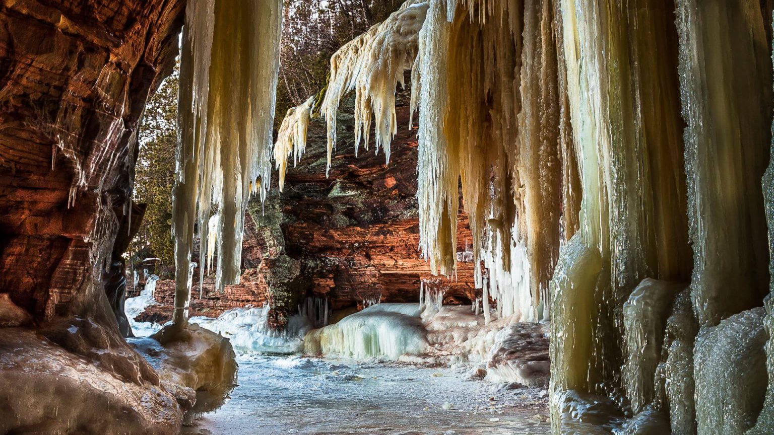15 Obiective turistice in Predeal: Atractii si locuri de vizitat - Zi ...